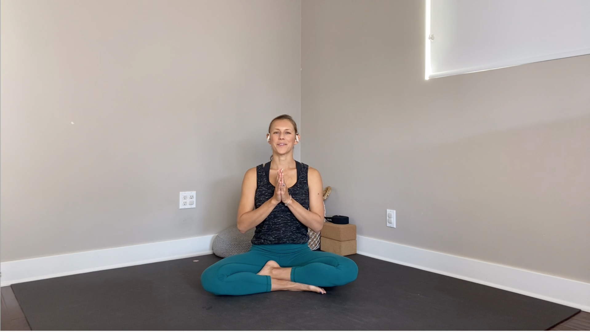 Therapeutic Yoga | The Green Yogi